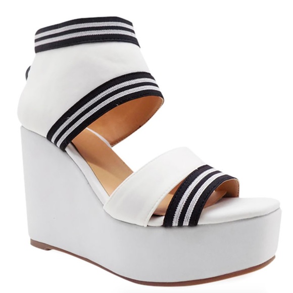 Shoes | Dolce By Mojo Moxy Womens Mvp Wedge Sandals 8 12 | Poshmark